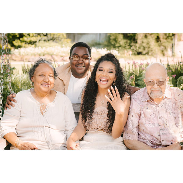 Keiarra Jordan and Cameron Thomas' Wedding Website
