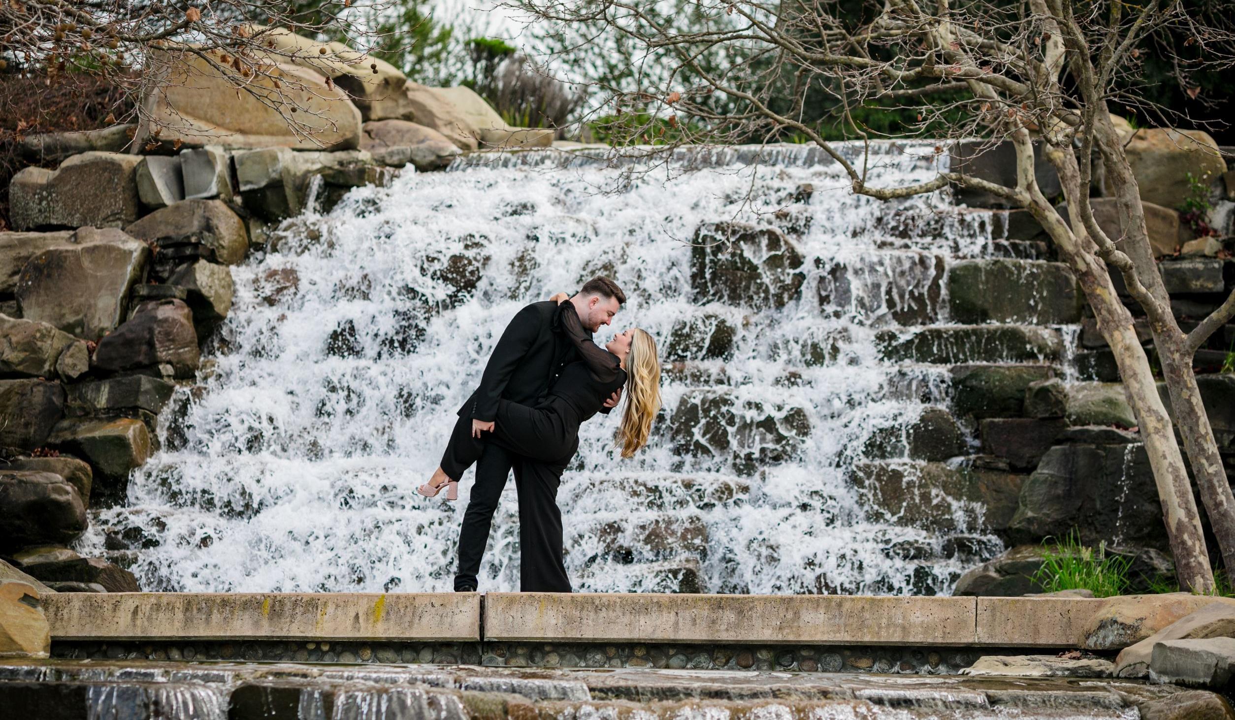 Audra Collins and Grant Getz's Wedding Website