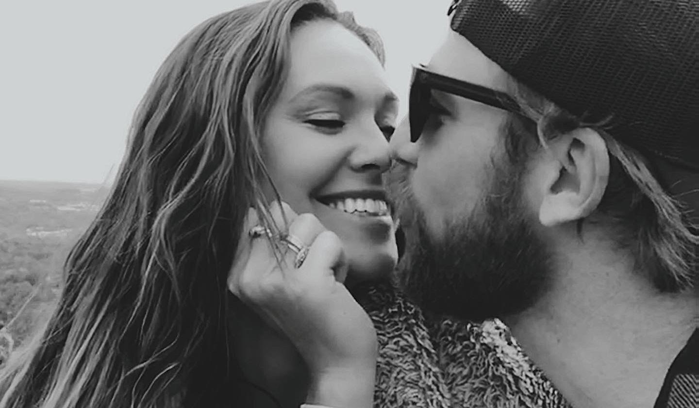 Jessica Pinkett and Andrew Comisky's Wedding Website