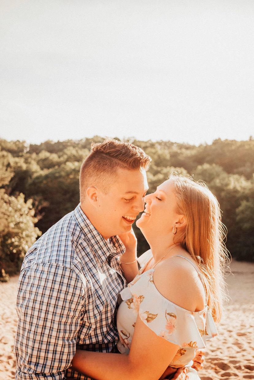 Kaitlyn Weber and Zach Farrell's Wedding Website
