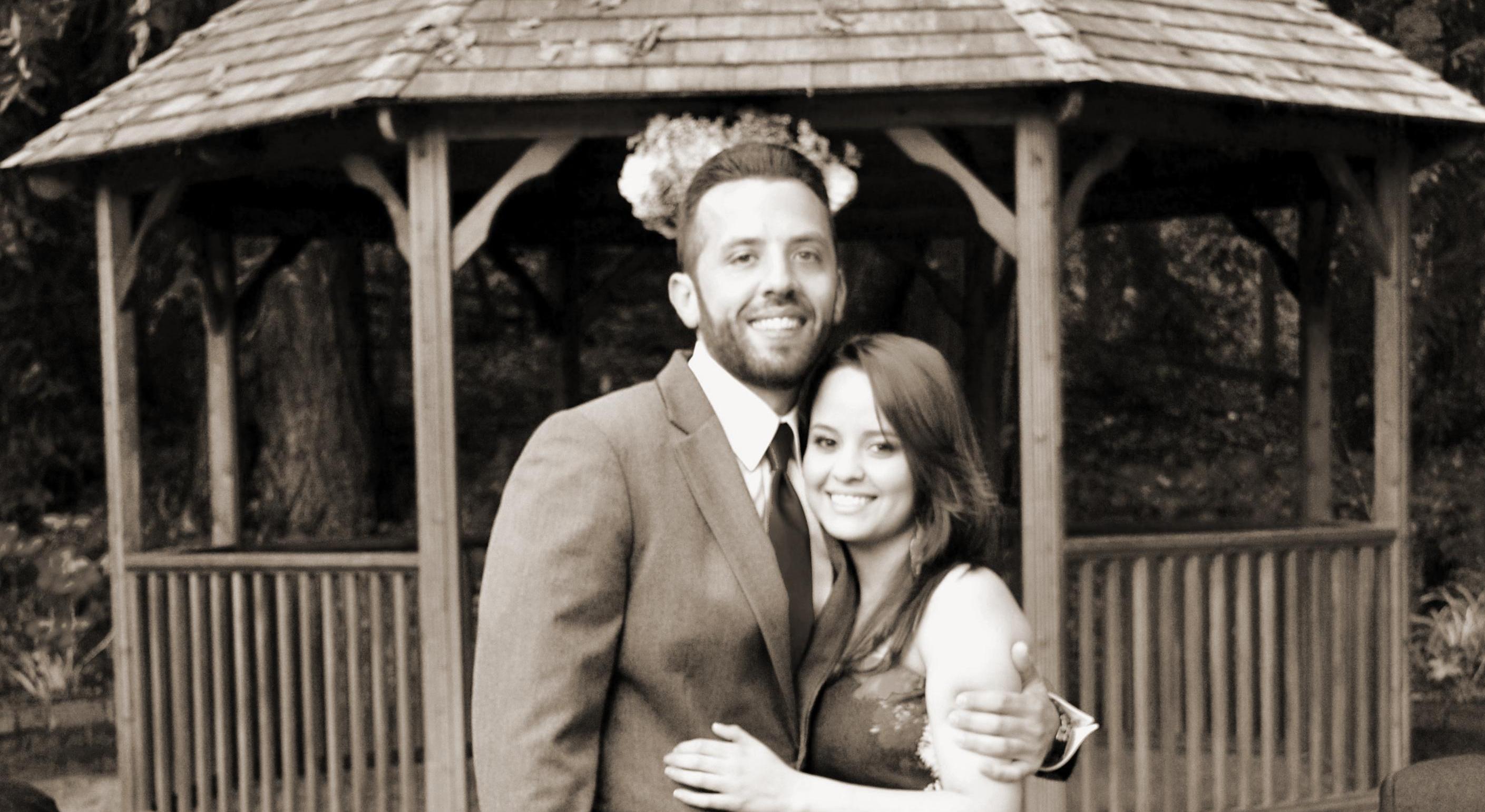 Mathew Sayre and Stephania Guerra's Wedding Website