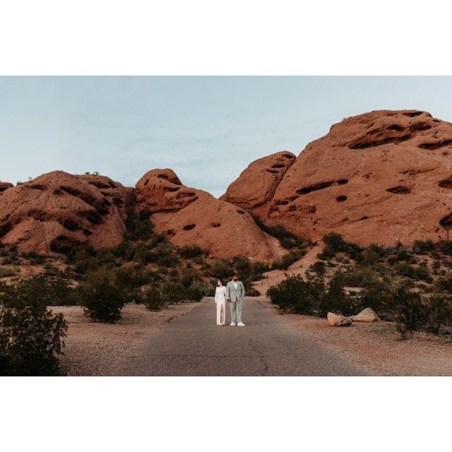 Loren Beasley and Travis Miller's Wedding Website