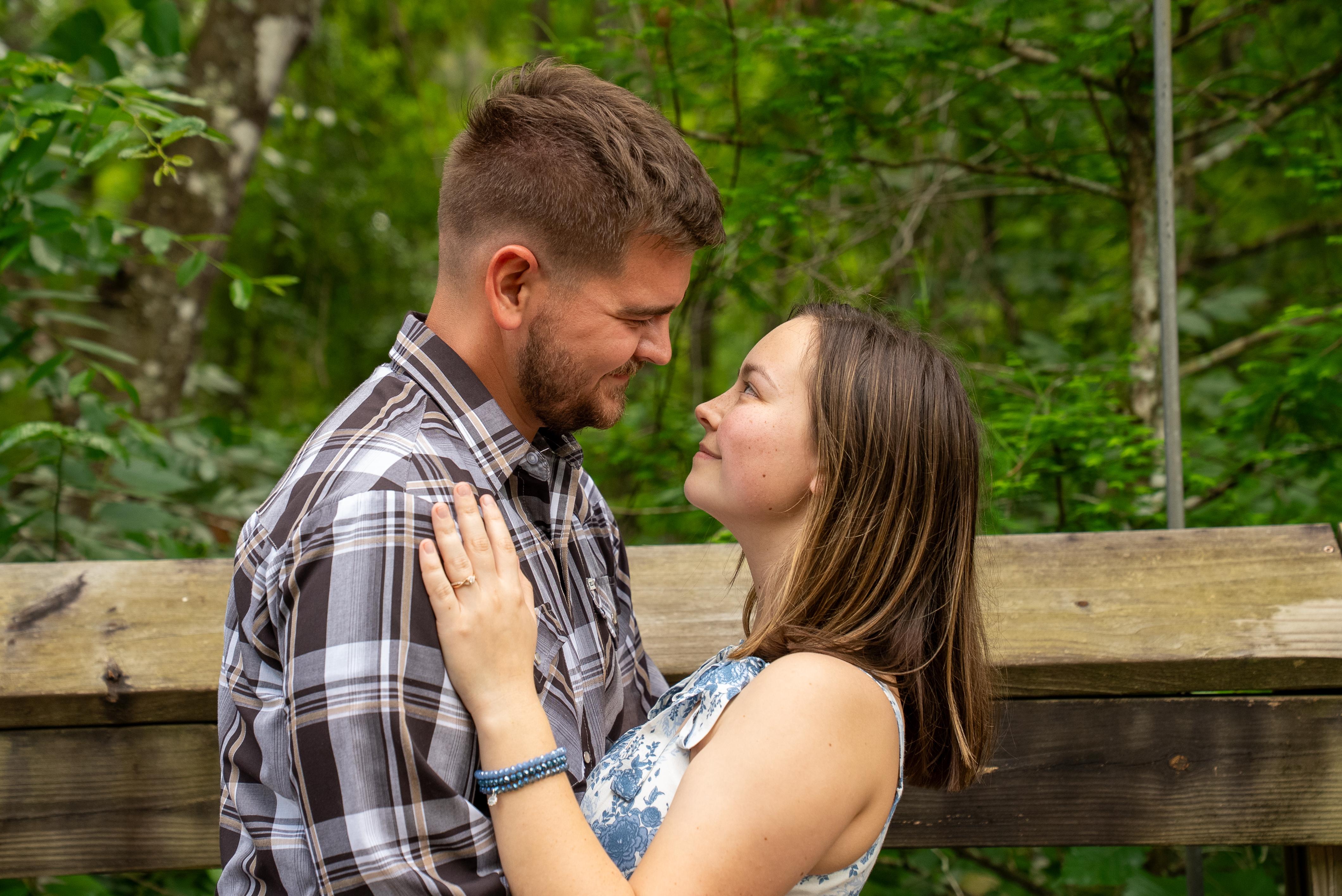 Frank Card and Raquel Kight's Wedding Website