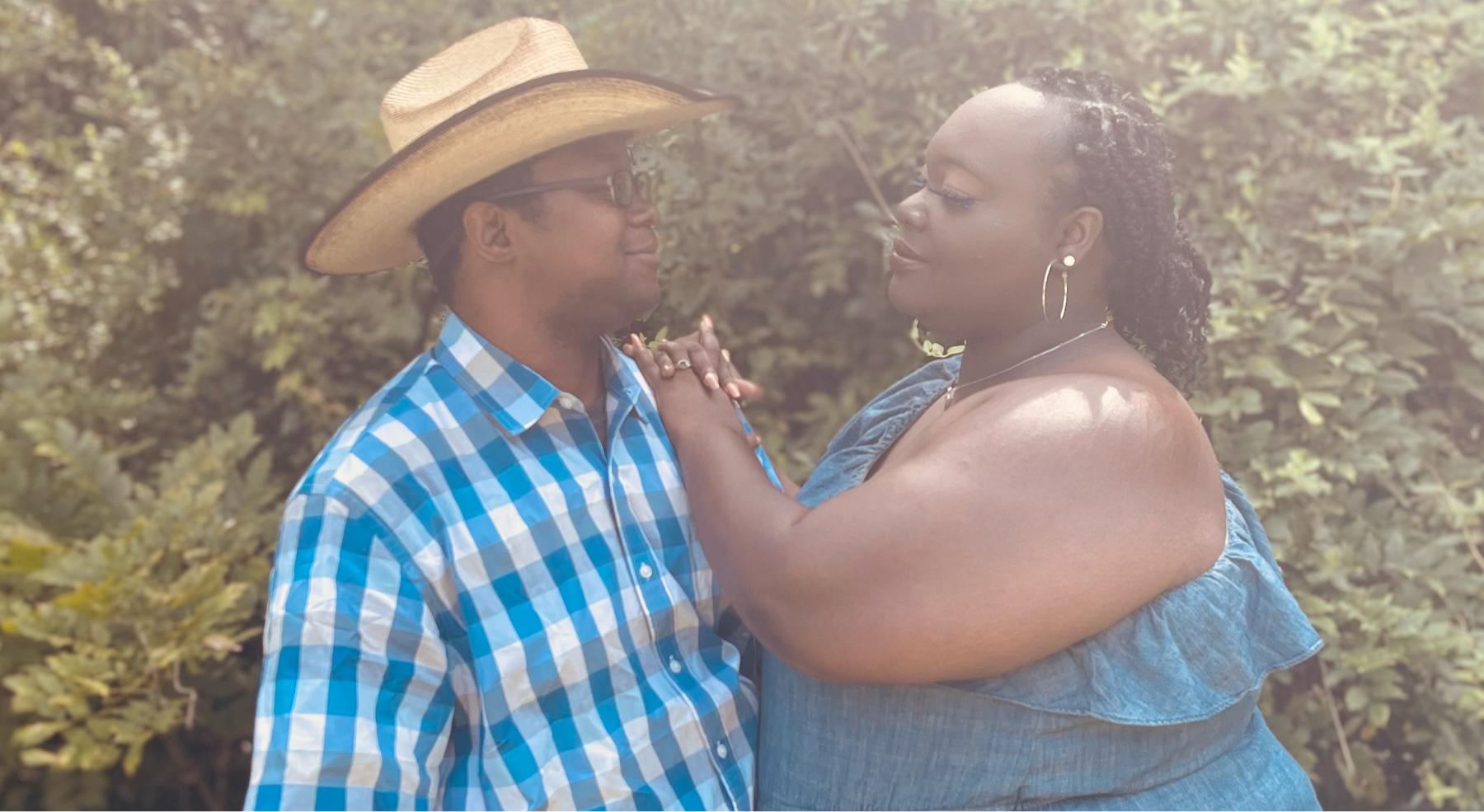 Kelisa Battle and Cameron Roach's Wedding Website