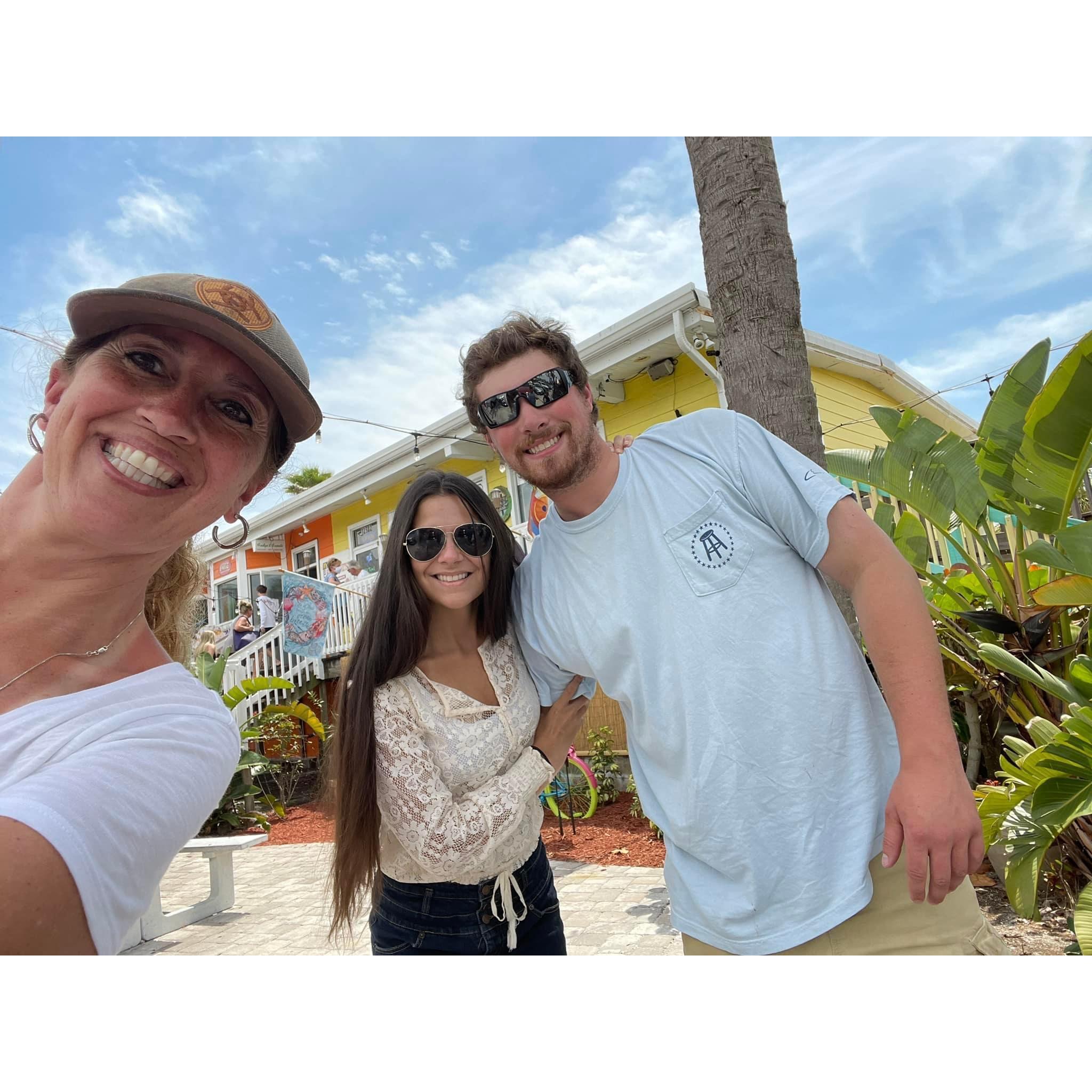 Ryan Fox and Hunter Putz's Wedding Website