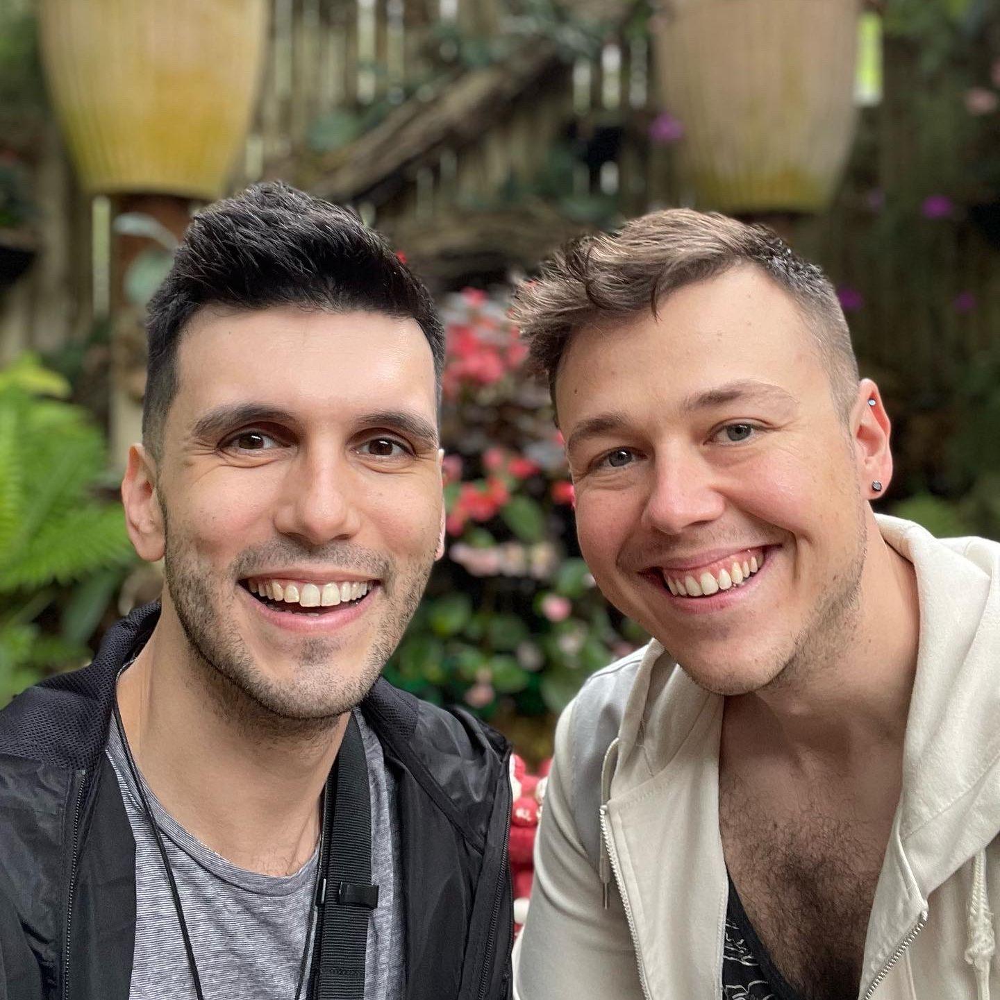 Alejandro La Rosa and Matthew Phillips' Wedding Website