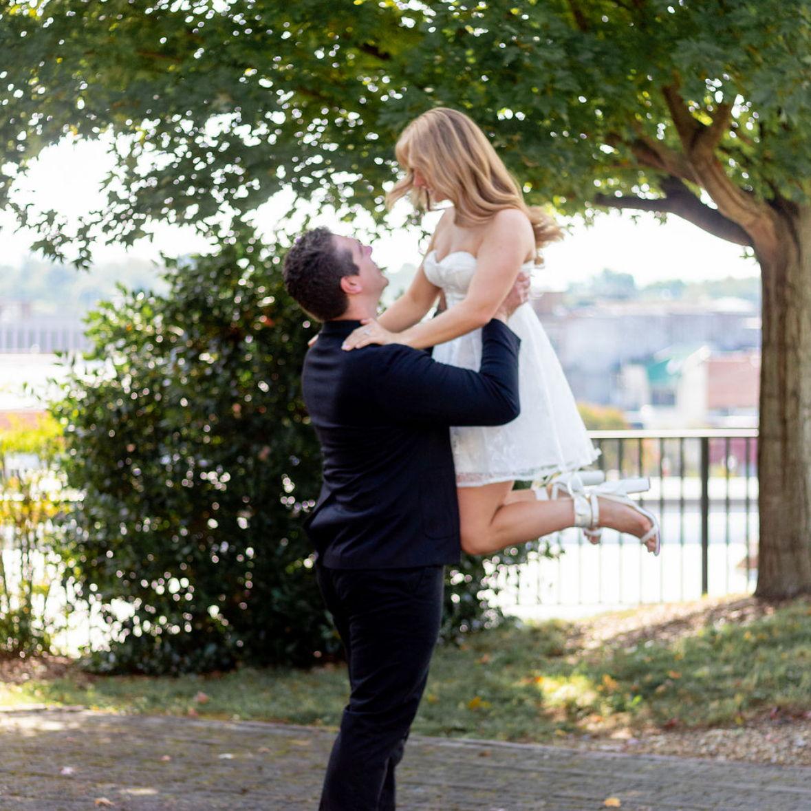 Libby Mathews and Kyle Lilly's Wedding Website