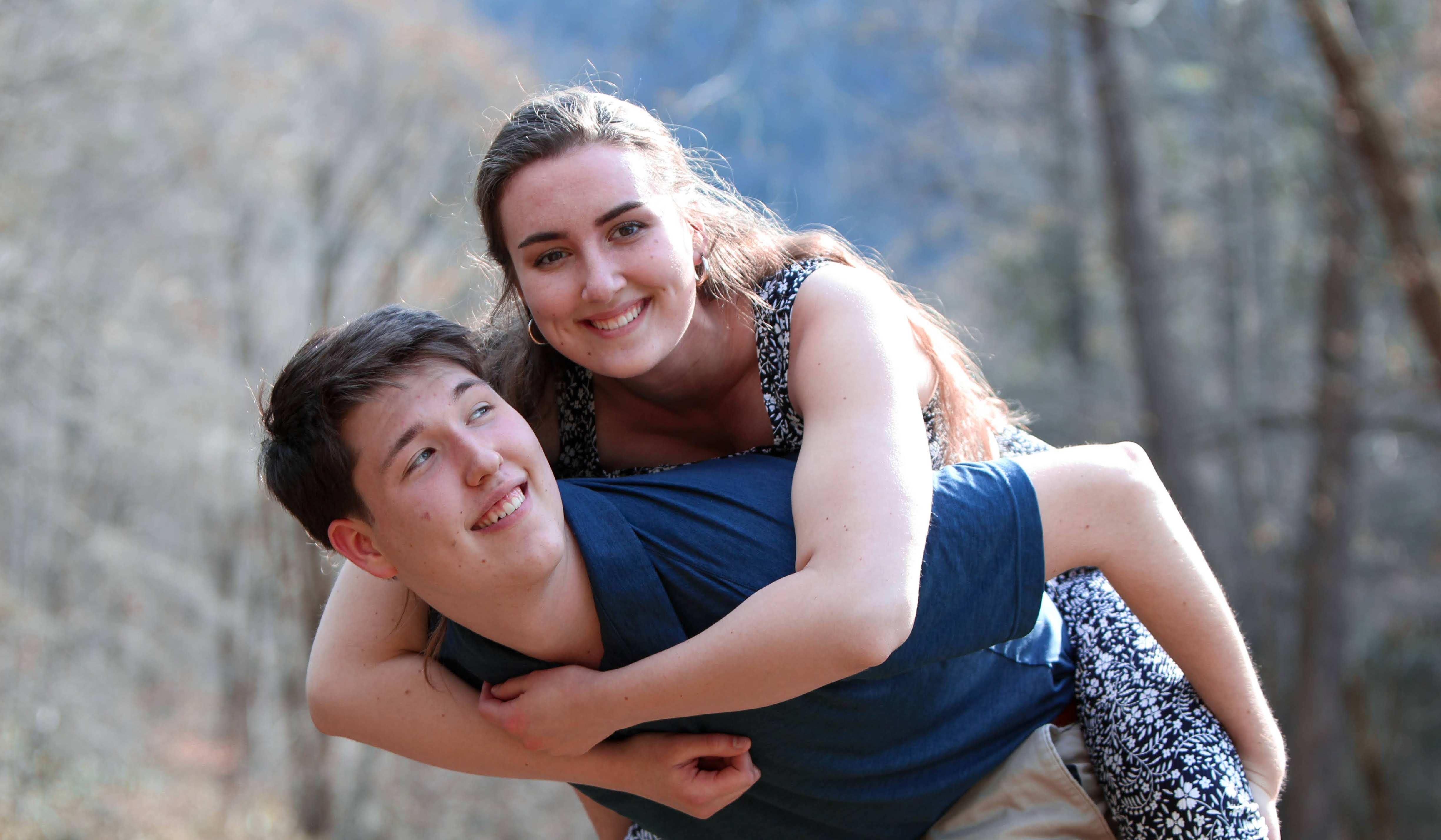 Garrett Daniels and Kate Milbourne's Wedding Website