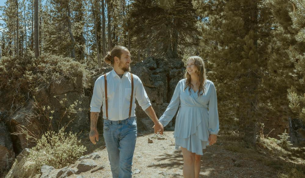 Anna Huotari and Hunter Walker's Wedding Website