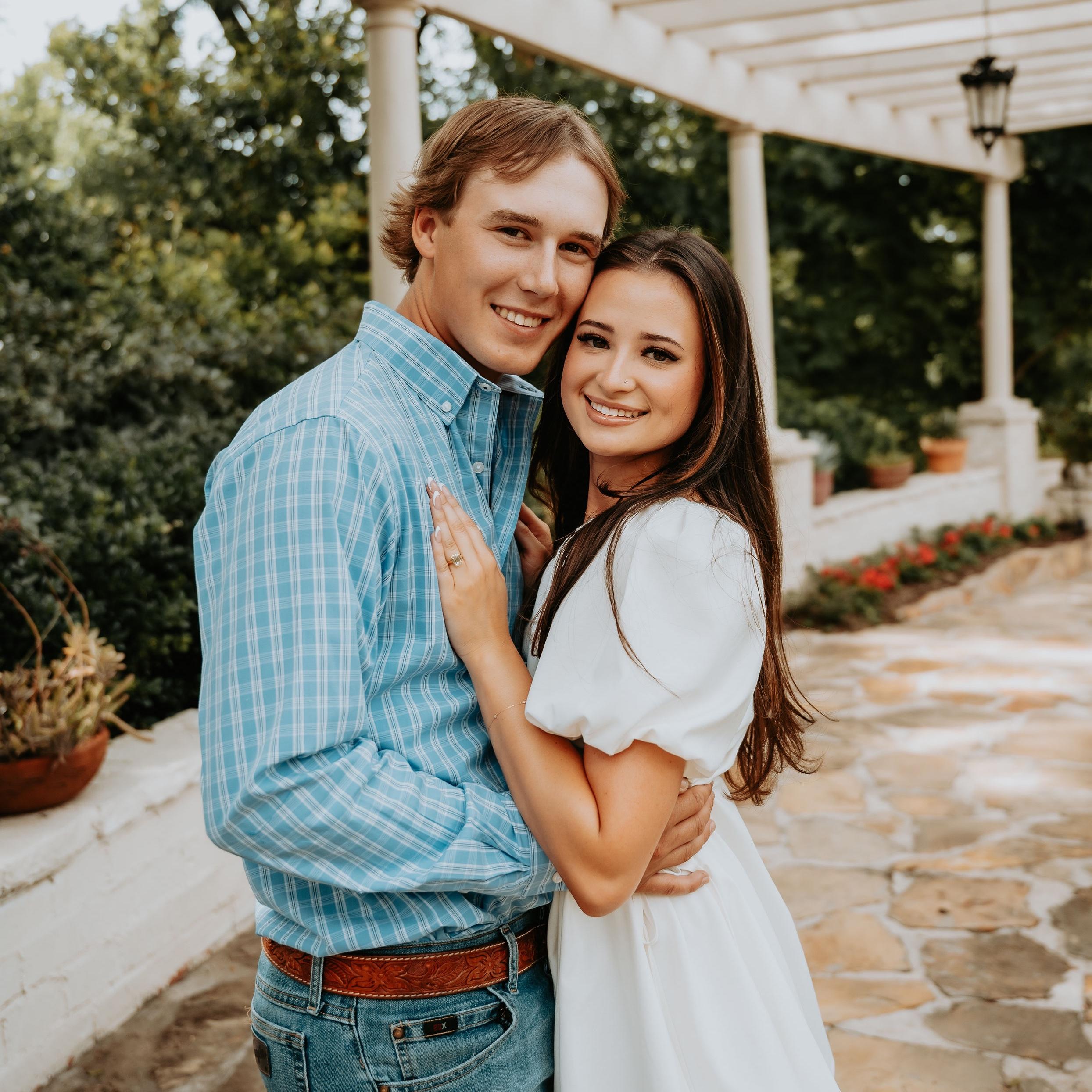 Sydney Hall and Cash Seay's Wedding Website