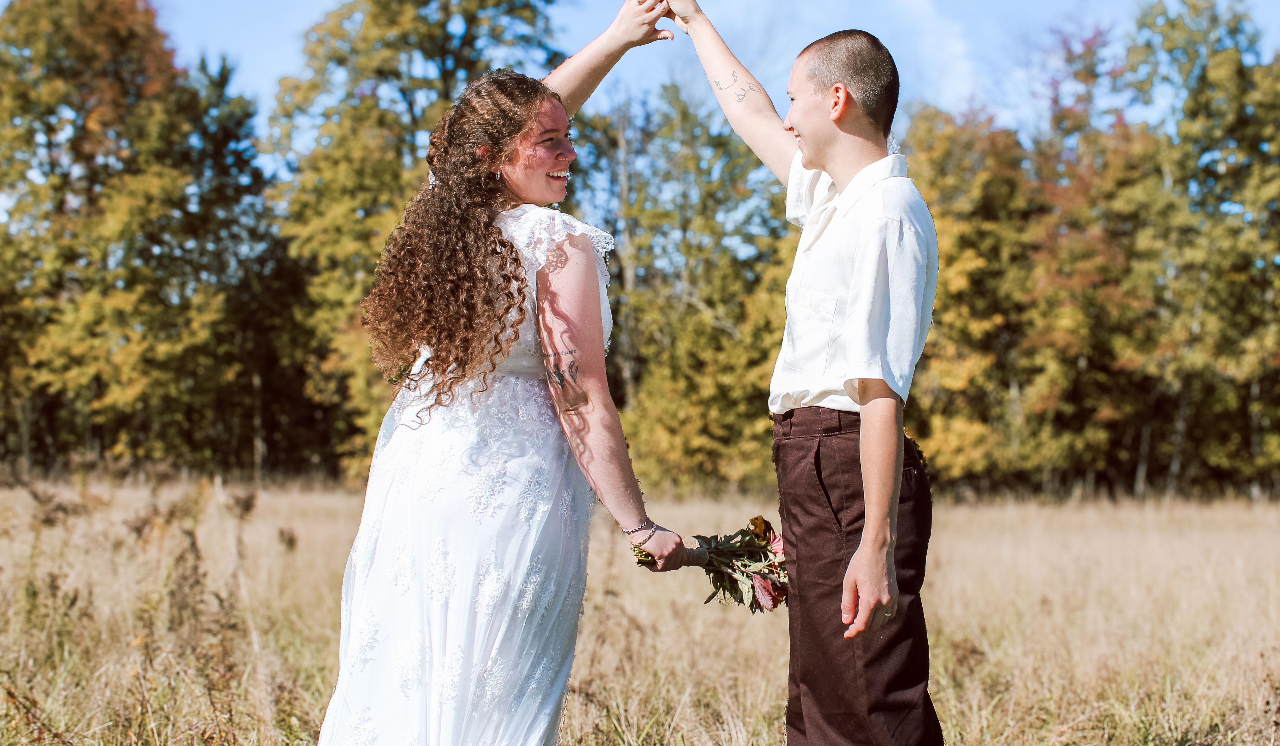 Kari Flora and Leslie Grossman's Wedding Website