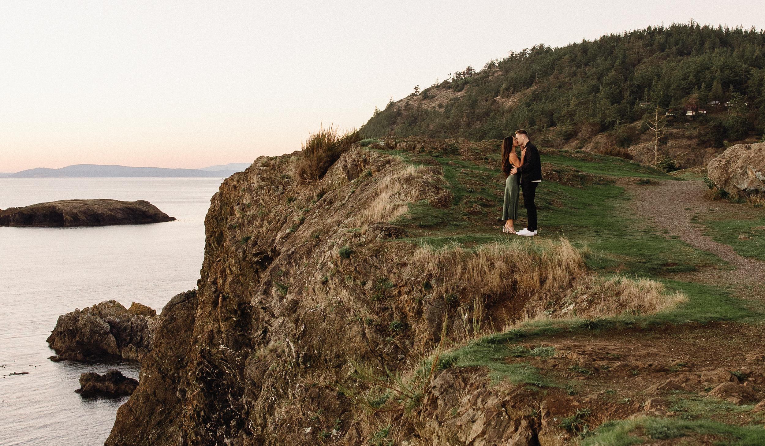 Amanda Vo and Austin Krueger's Wedding Website