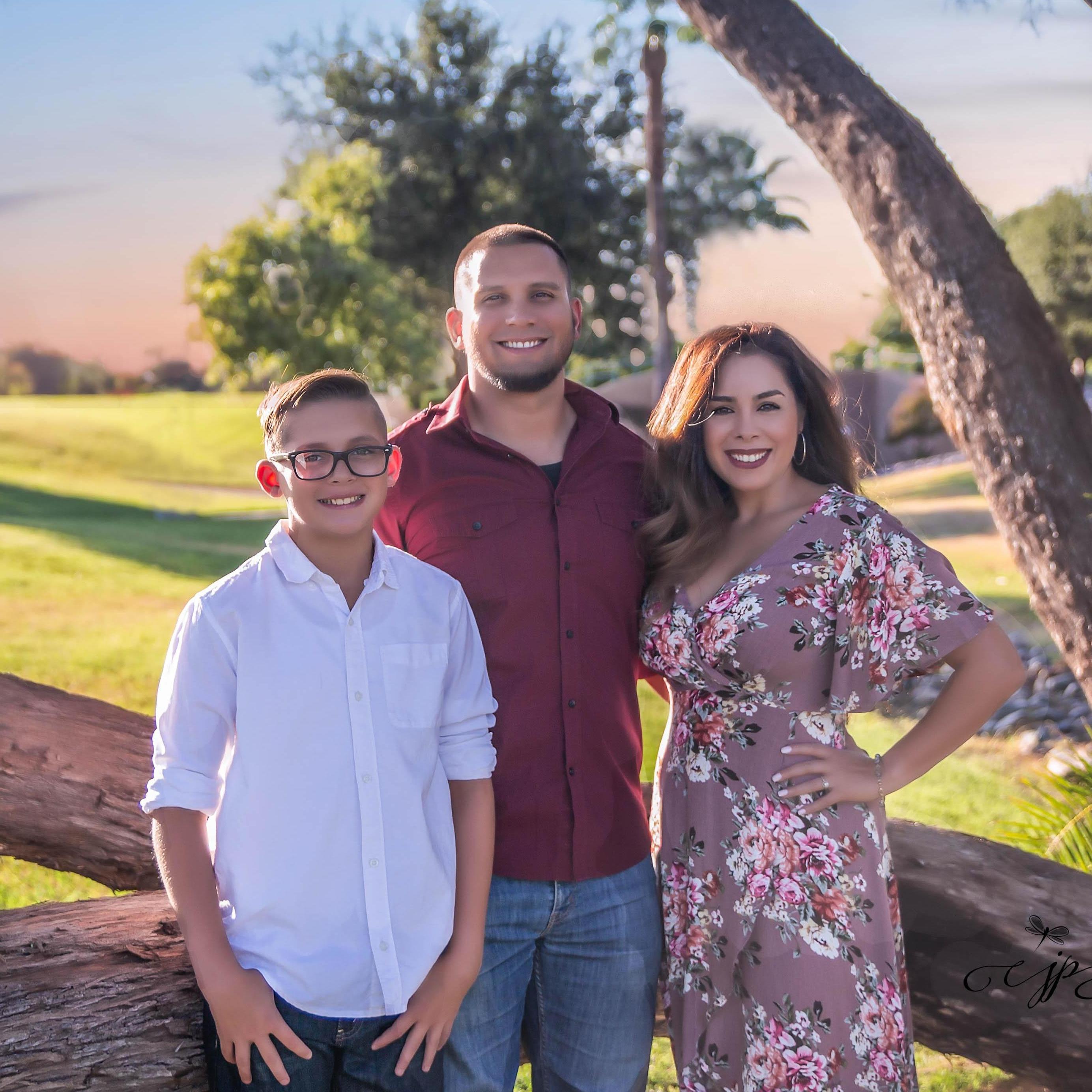 Yamel Gandara and Mickey Zeeb's Wedding Website