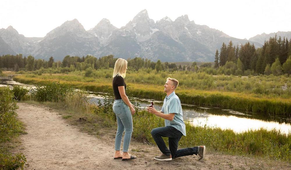 Krystal Clausnitzer and Sam Clausnitzer's Wedding Website