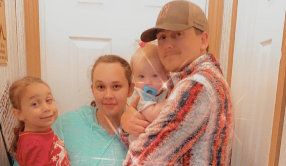 Cheyenne Looney and Caleb Farrow's Wedding Website