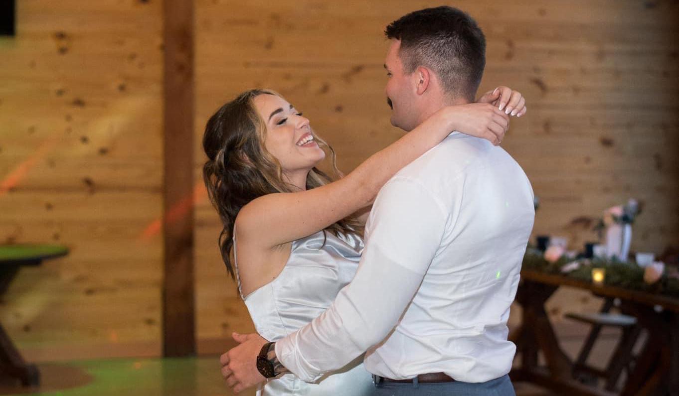 Jordan Vivian Thomure and Mitchell Joseph Potts' Wedding Website