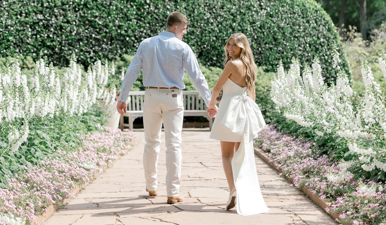 Landry Paige Smiley and Grayson Hunter Gieser's Wedding Website