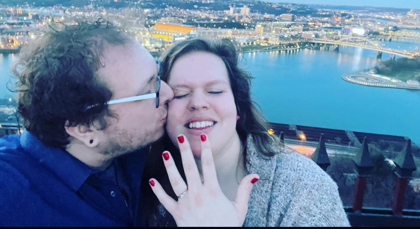 Laura Hammer and Lance Lyons' Wedding Website