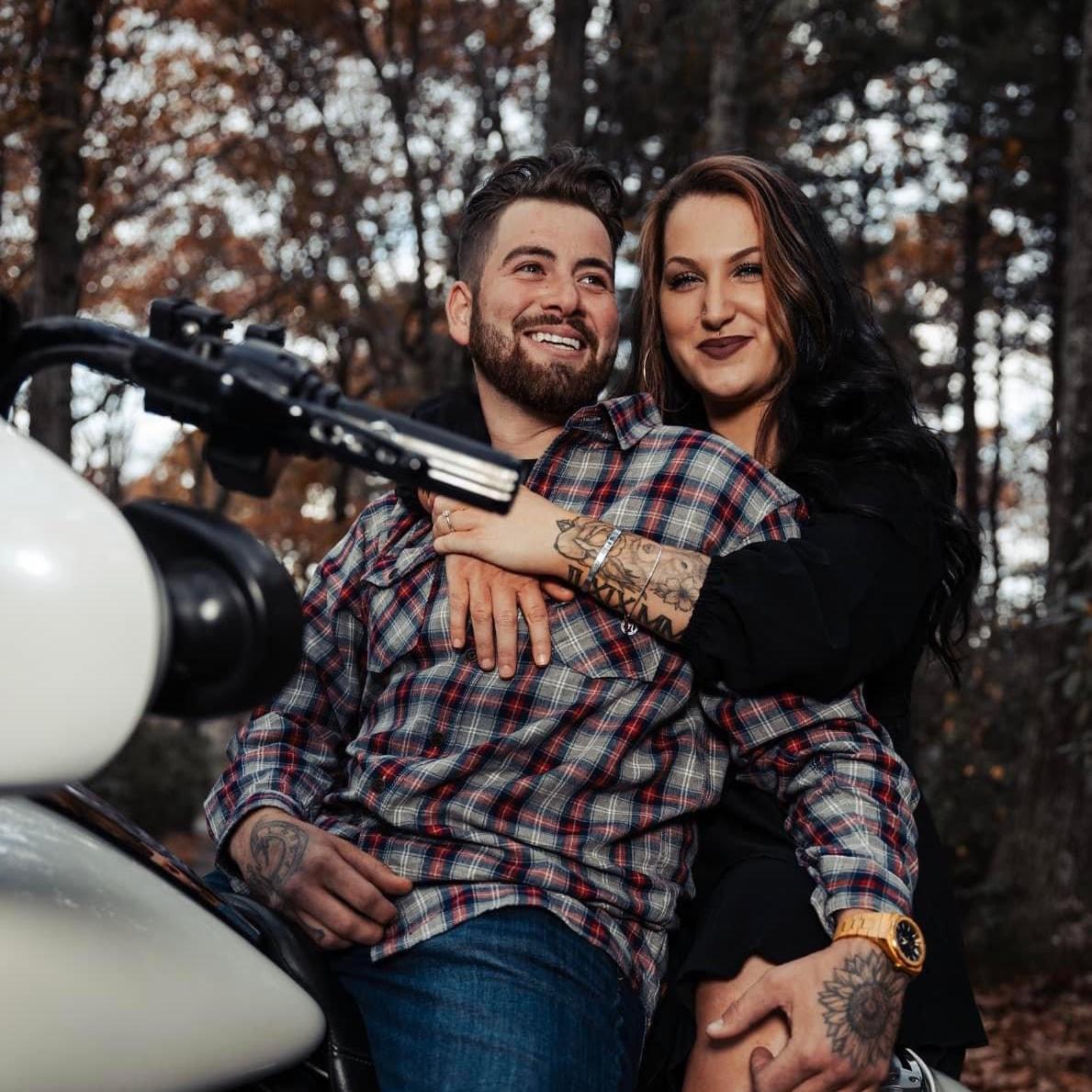 Jaelyn Eller and Travis Divoll's Wedding Website