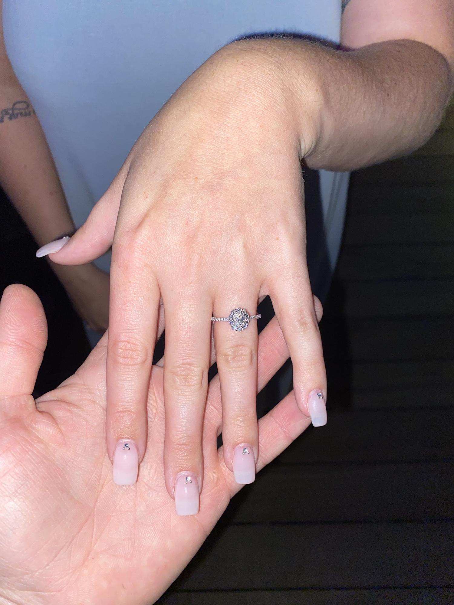 Cheyenne Johnson and Jason Stufflebean Jr's Wedding Website