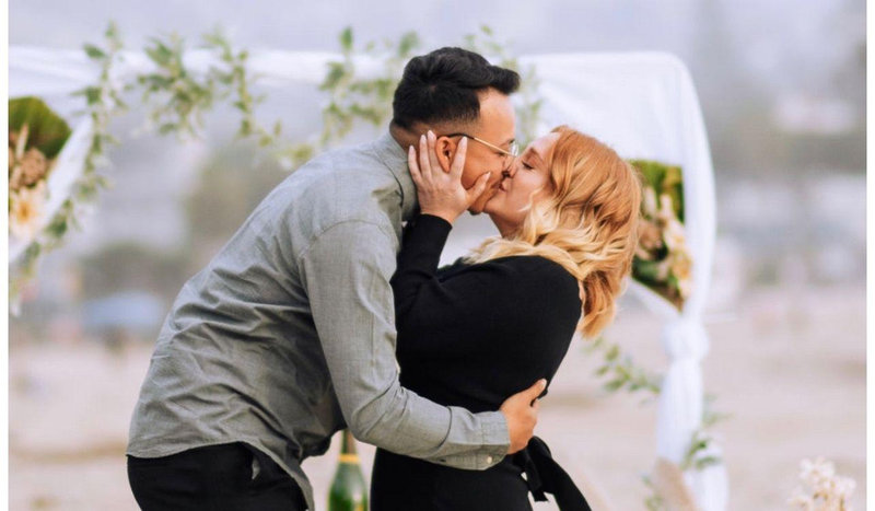 Roberto Benavides and Kennedy Powell's Wedding Website