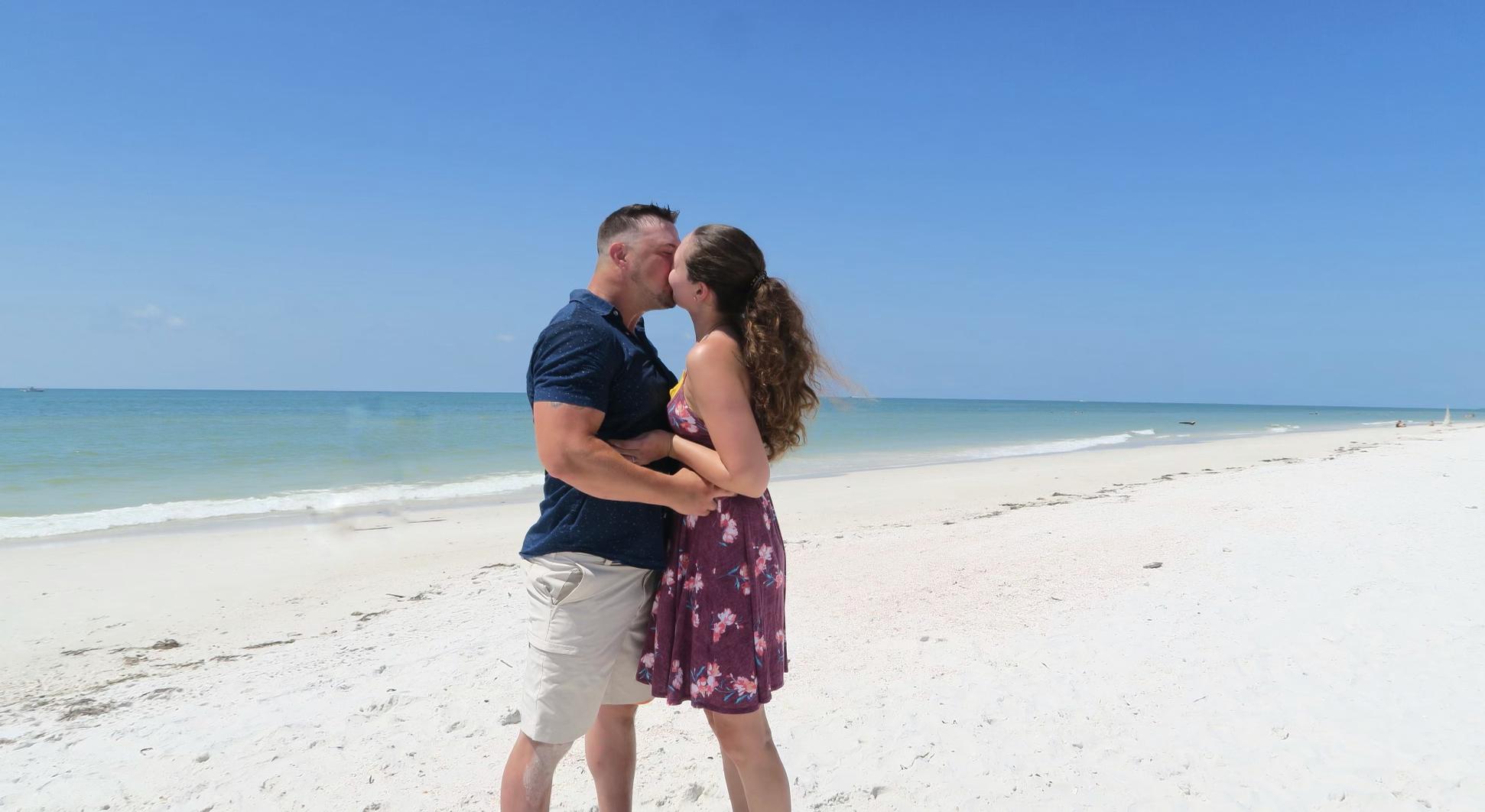 Danielle Holtman and Derek Lee's Wedding Website