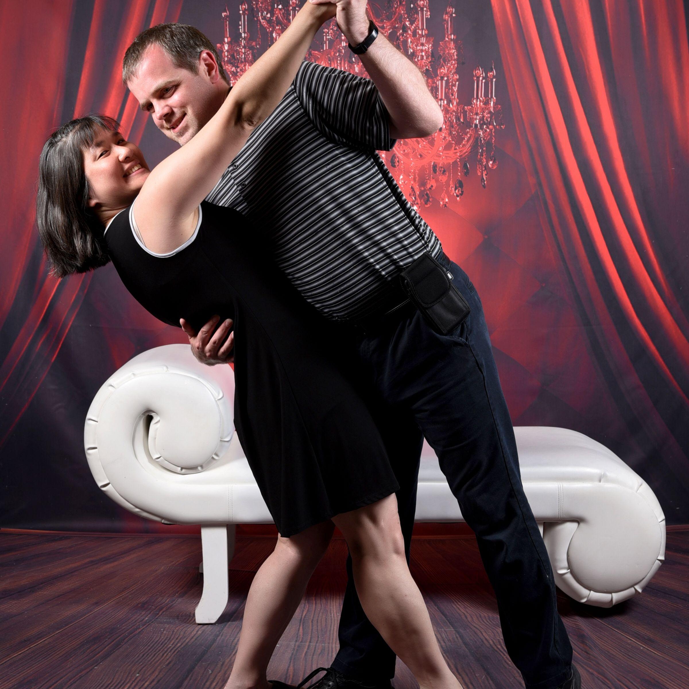 Tracy Van and Michael Grubbs' Wedding Website