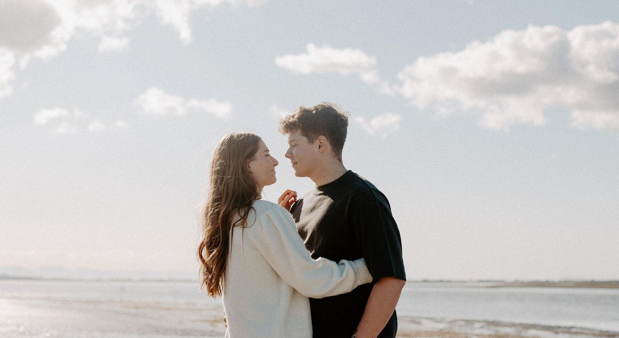 Taylor Kliewer and Mathias Dyck's Wedding Website