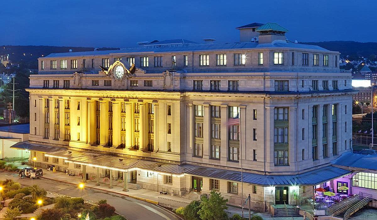 Kari Koval and Kyle Rodgers' Wedding Website