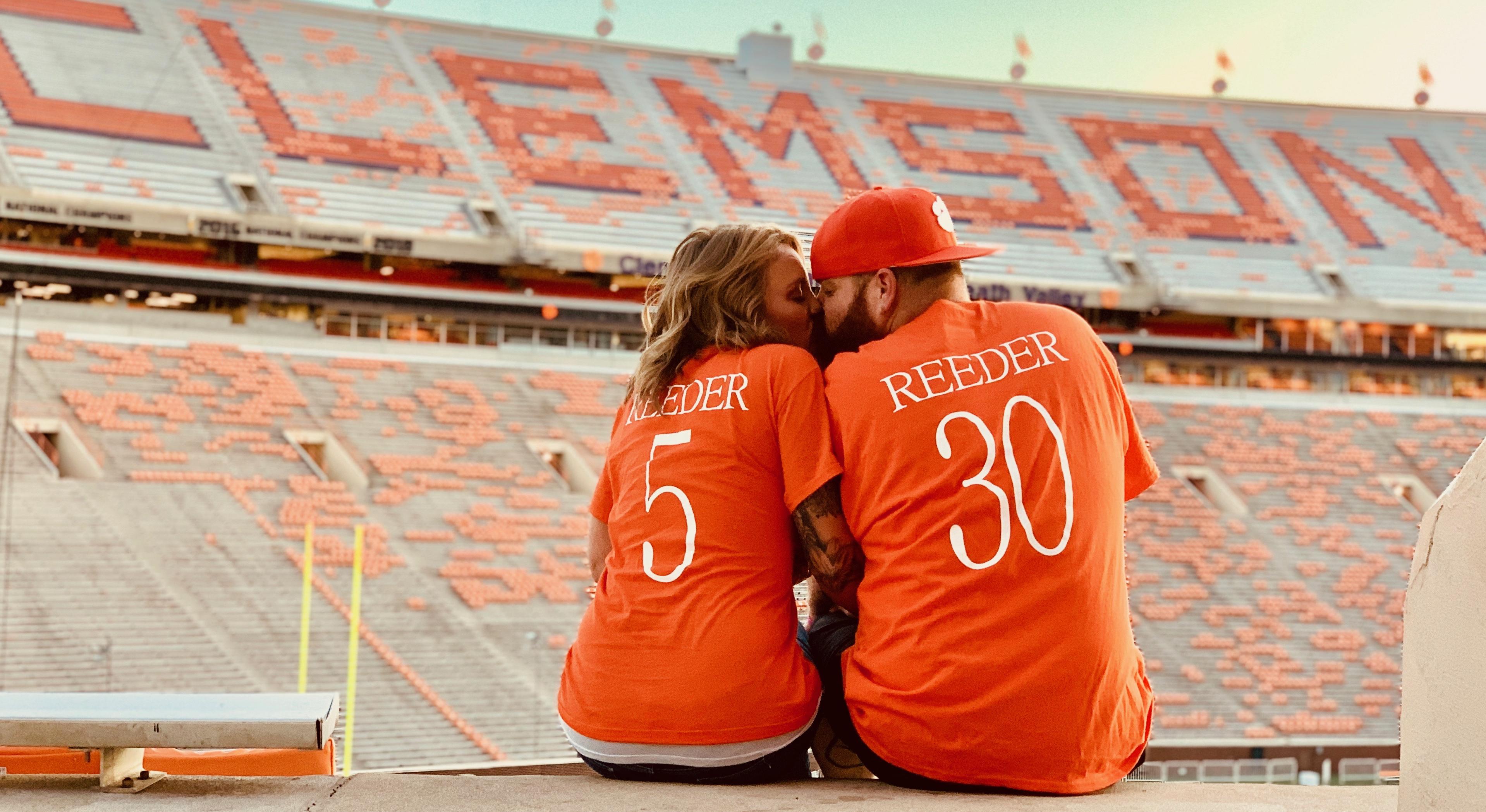 Lindsey Azelkas and Jason Reeder's Wedding Website