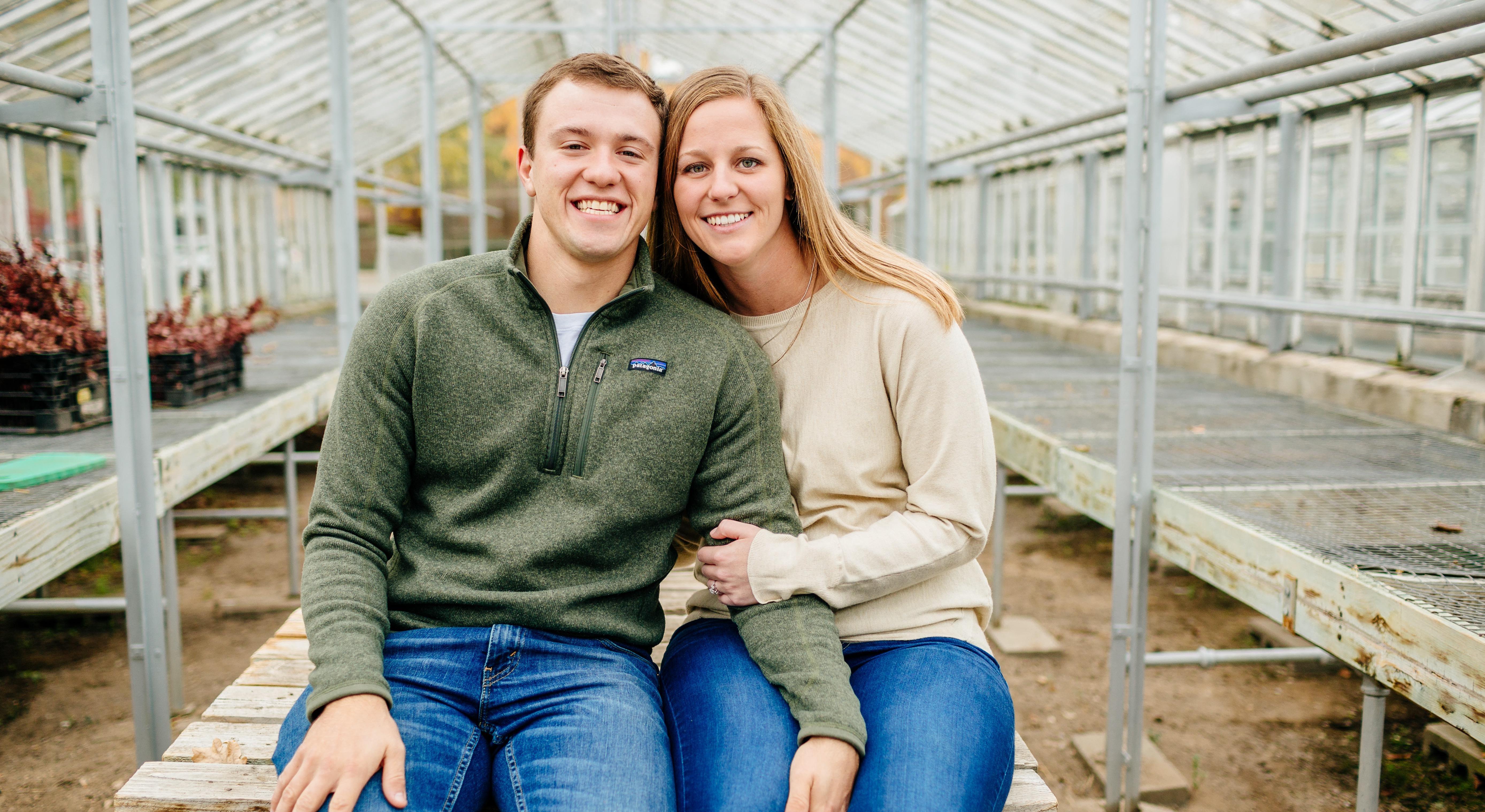 Sarah Vroon and Bradley Rhoads's Wedding Website