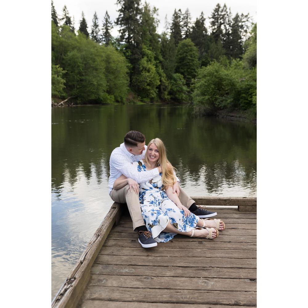 Valerie Rippey and Andrew Rowlett's Wedding Website