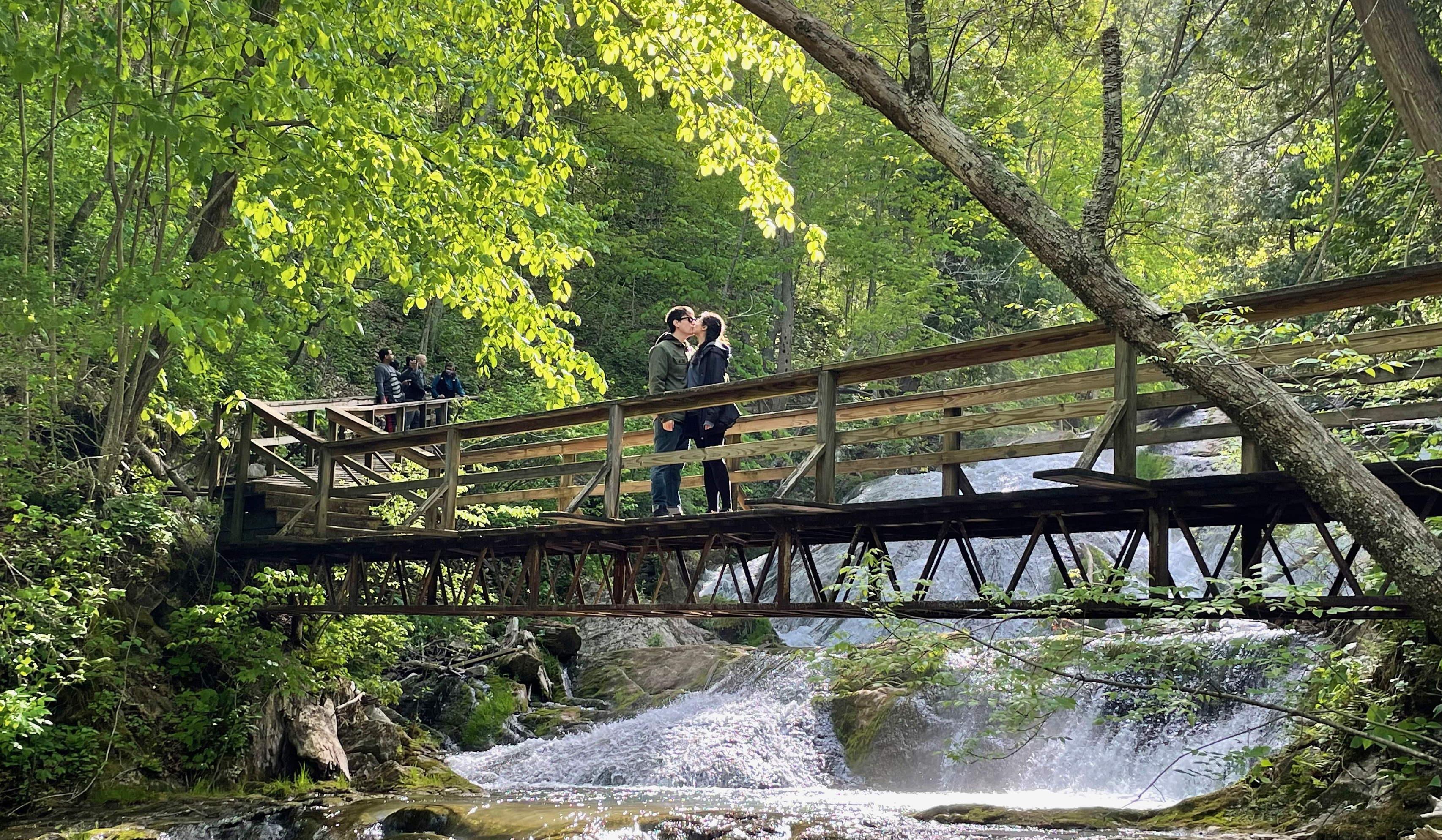 Aaron Barden and Danielle Takacs' Wedding Website