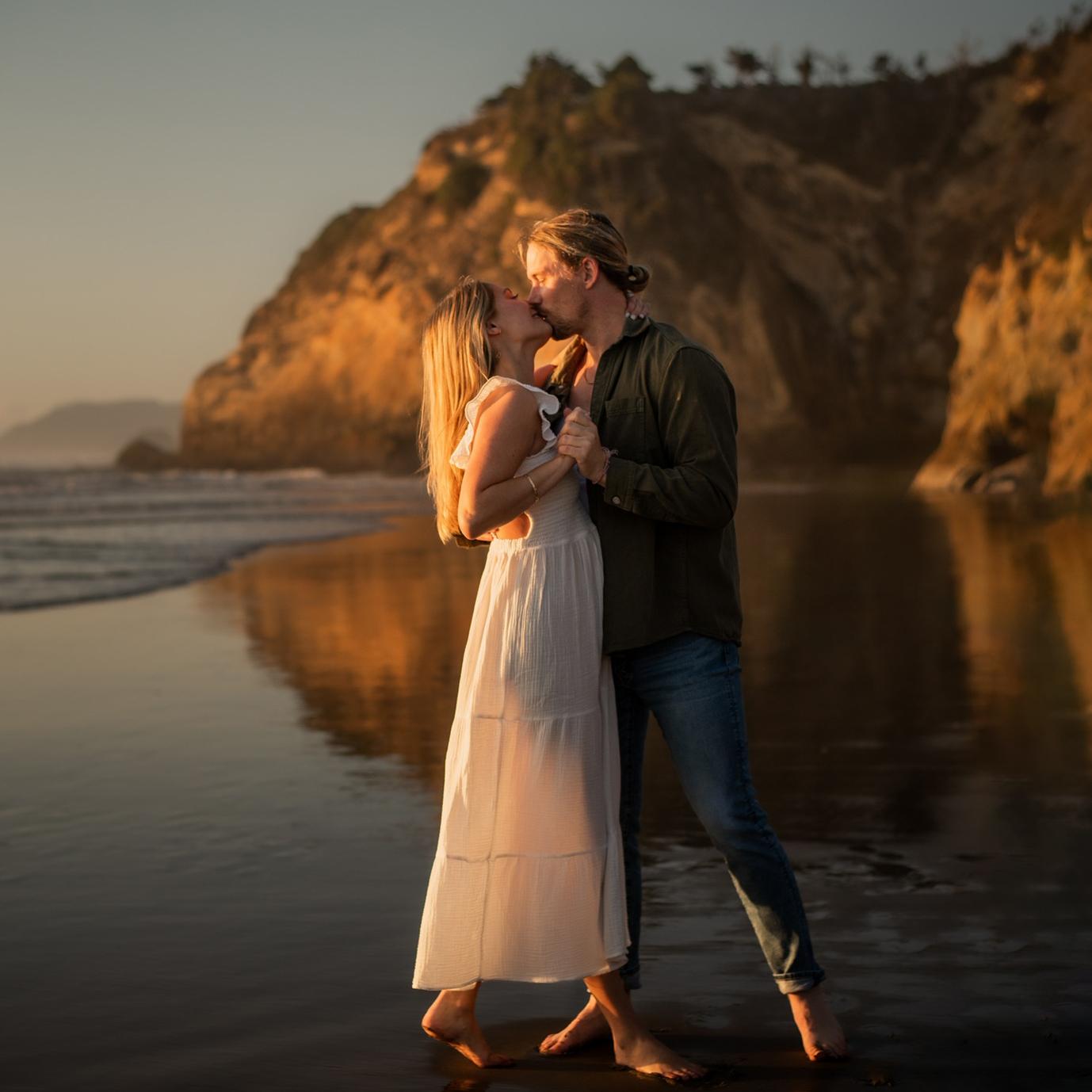 Rex Urquhart and Kate Jarman's Wedding Website