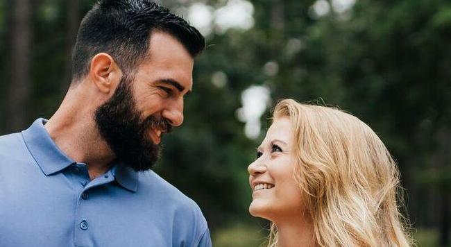 Summer Frost and Justin Riggs' Wedding Website