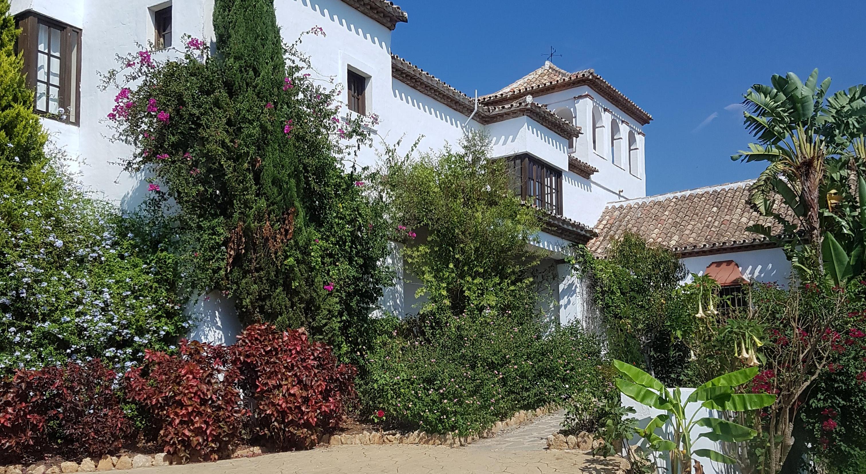 Nicola Jones and Blake Edgington's Wedding Website