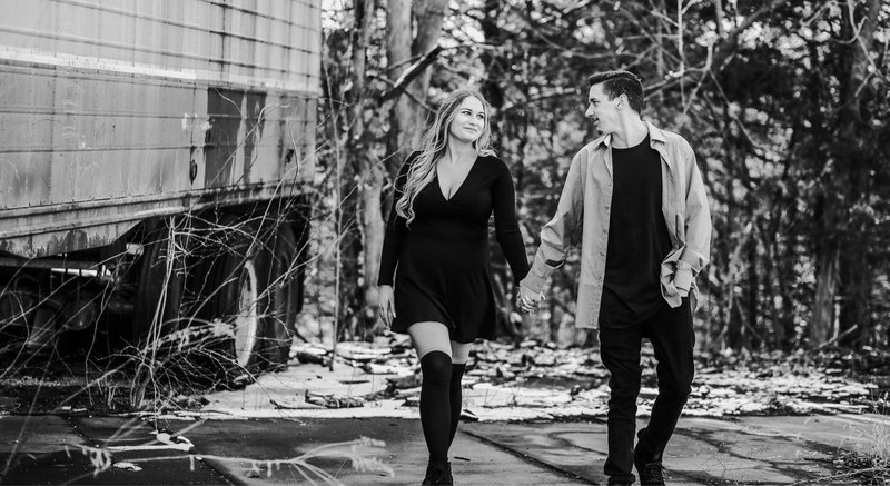 Elizabeth Strawn and Quintin Thero's Wedding Website