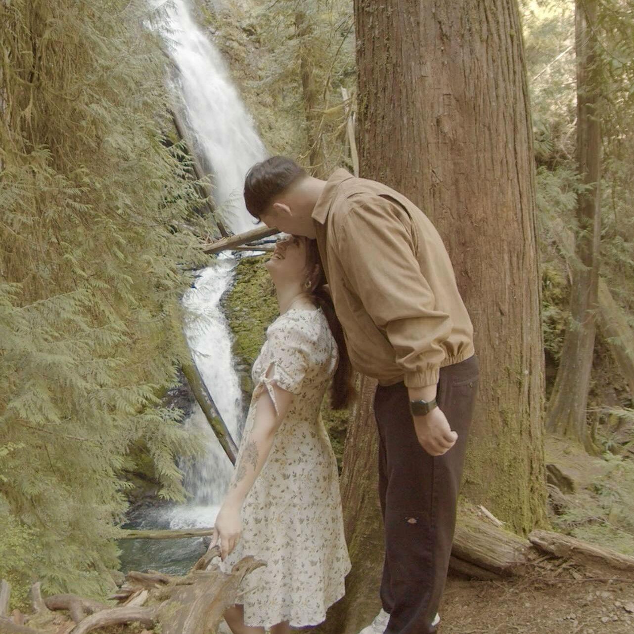 Ashlee Burris and Lucas Cooper's Wedding Website