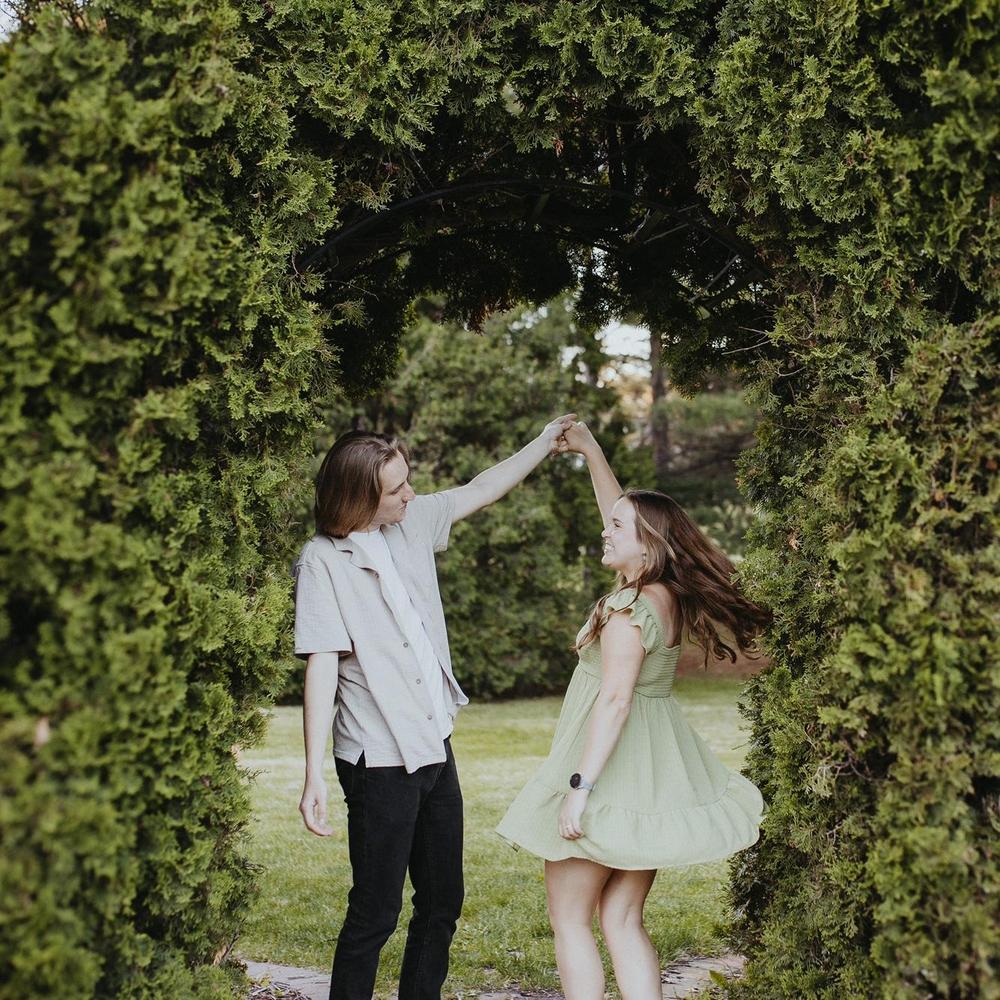 Trinity Webb and Taylor Witt's Wedding Website