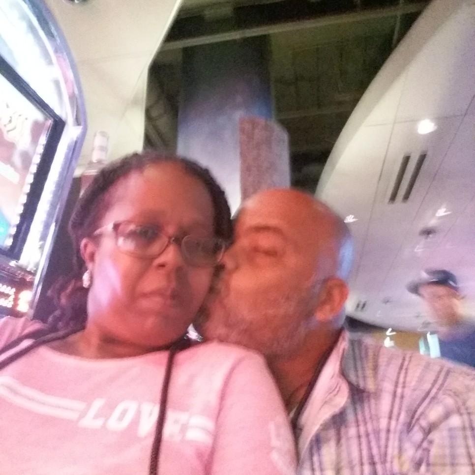 Jeannette Horton and Dwight Lawson's Wedding Website