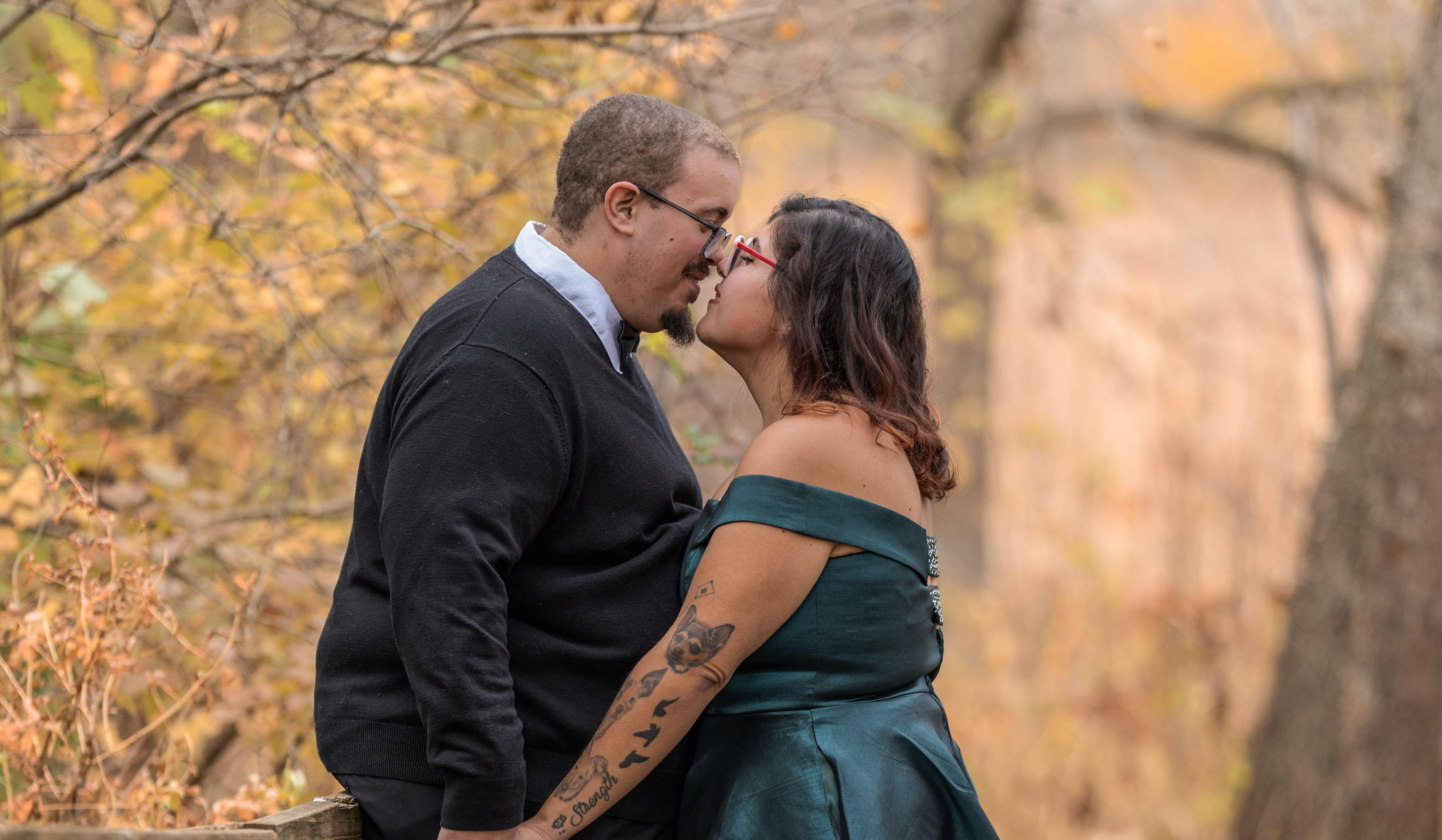 Angela Reyes and Daniel Towns' Wedding Website