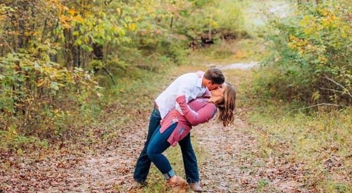 Taylor Bohnert and Austen Arnold's Wedding Website