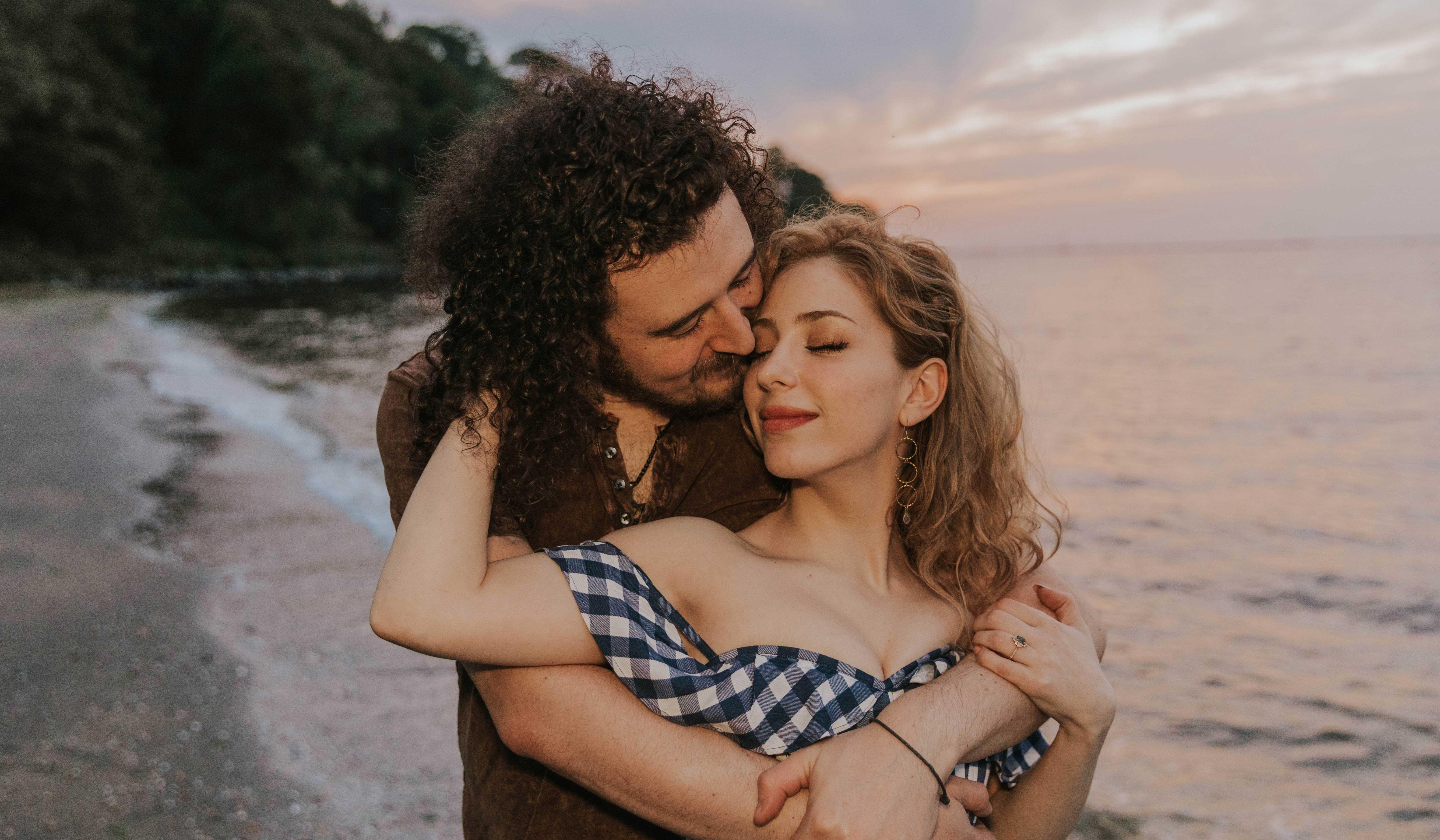 Tova Weinberger and Eli Esrig's Wedding Website