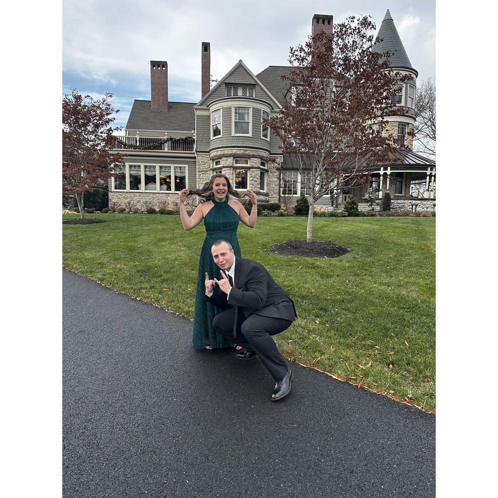 Samantha McGuigan and Cody Barr's Wedding Website