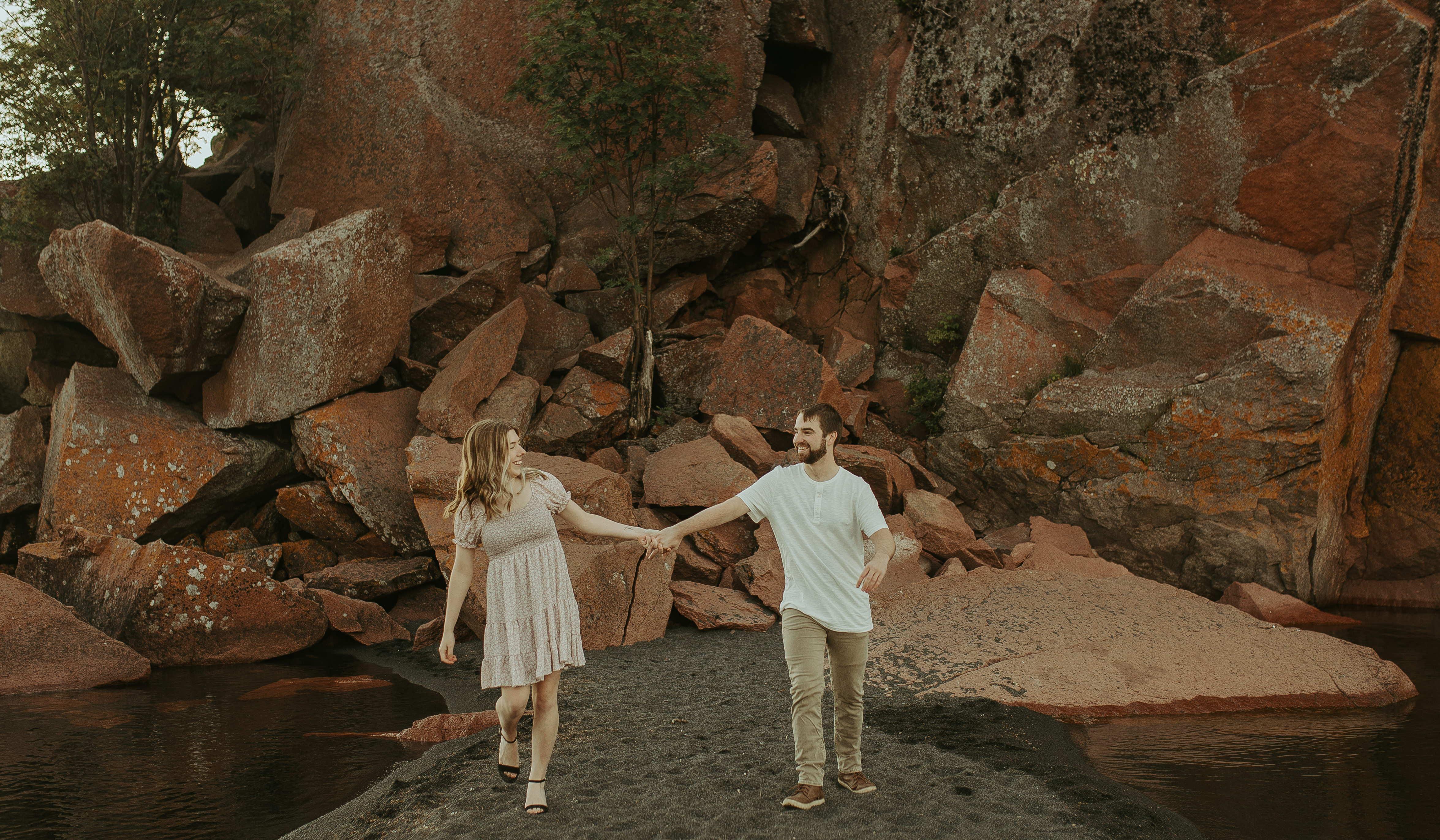 Anna Bloomberg and Eli Riesgraf's Wedding Website