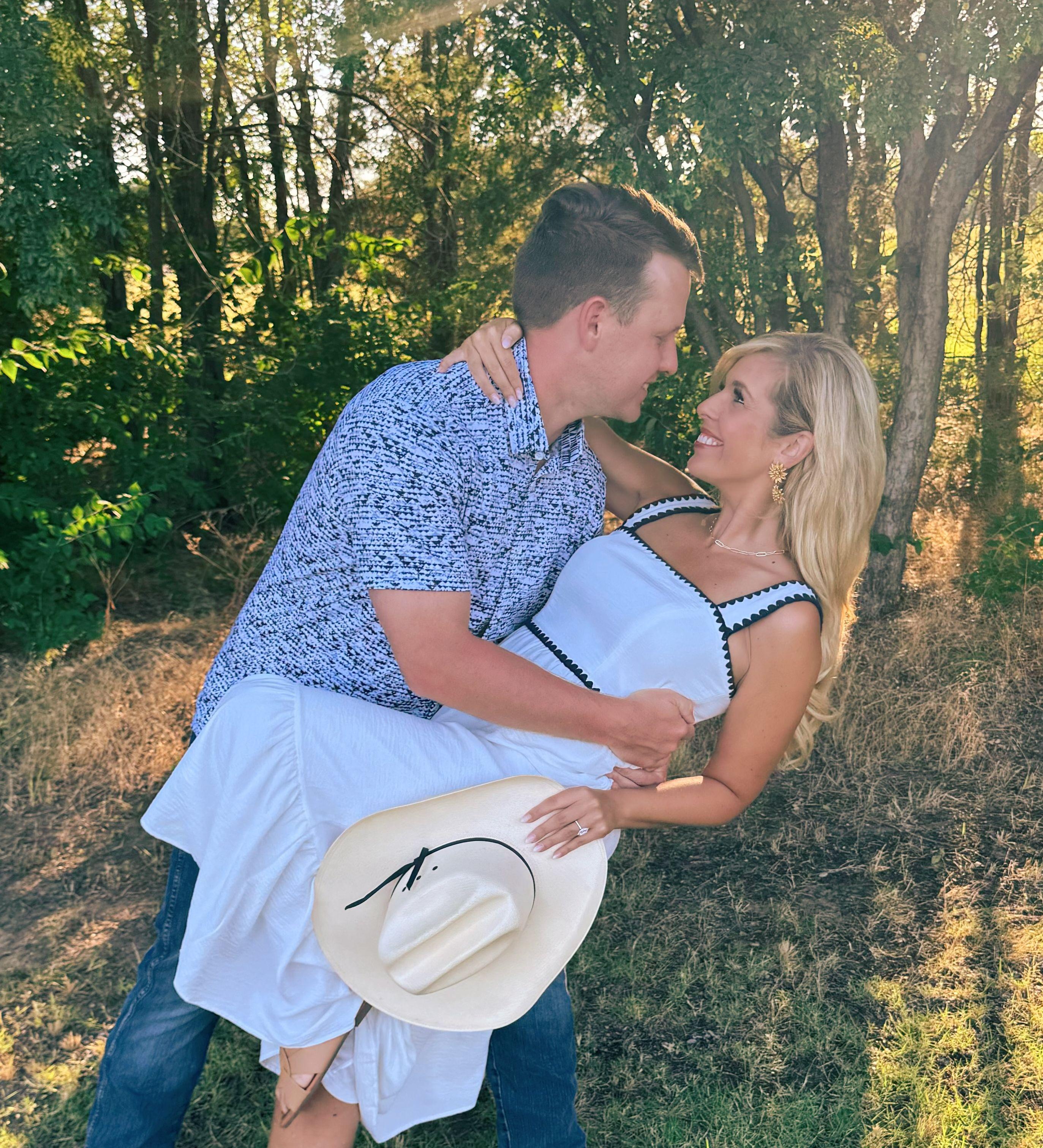 Aly Akers and Collin Meadors' Wedding Website