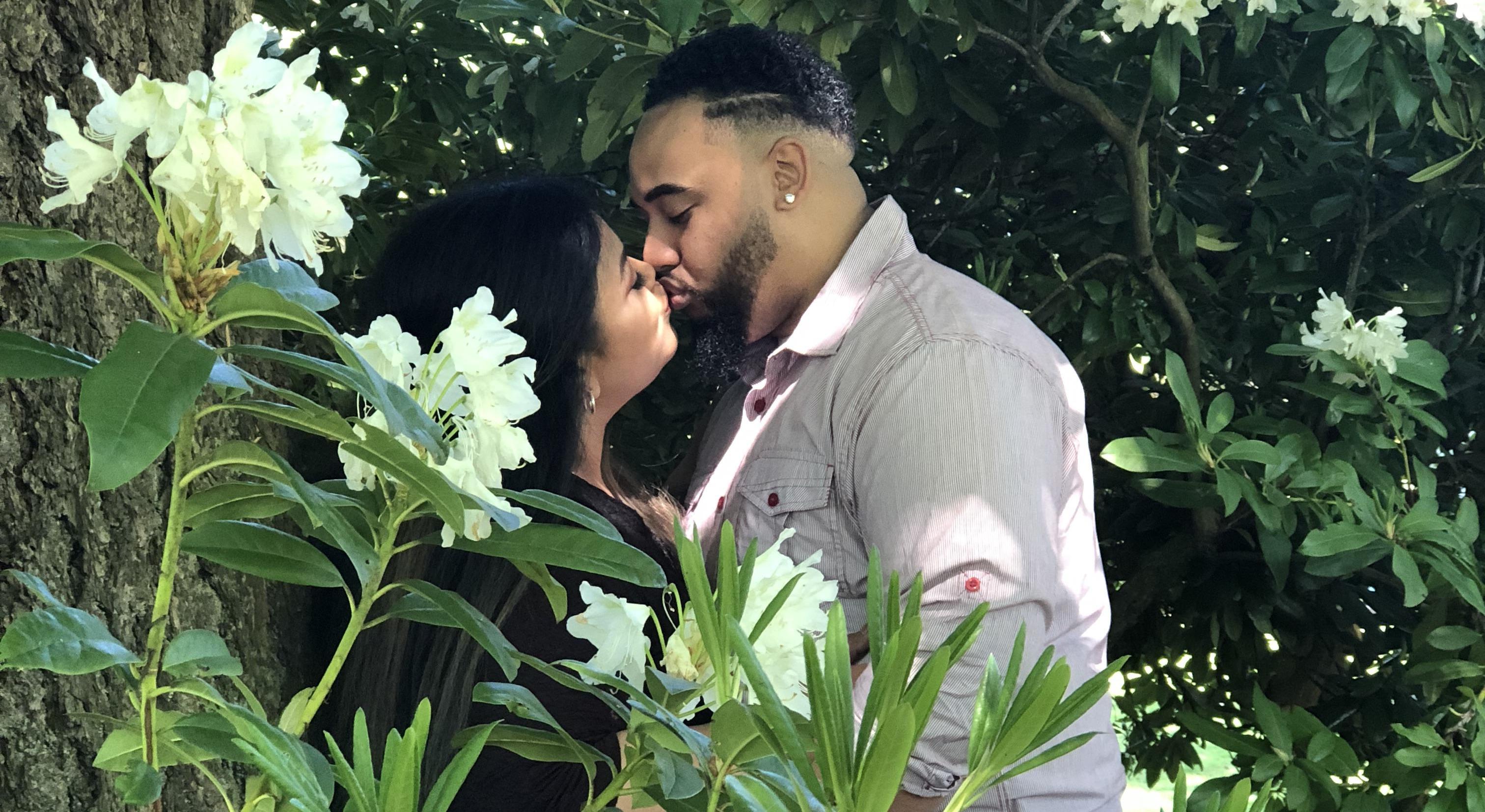 Iolanda Uti and Anthony Brownlee's Wedding Website