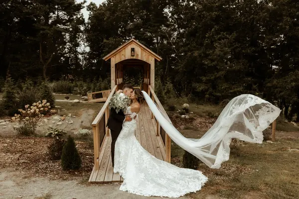 Evergreen Farms | Wedding Venues | Cost, Reviews & Photos | Zola