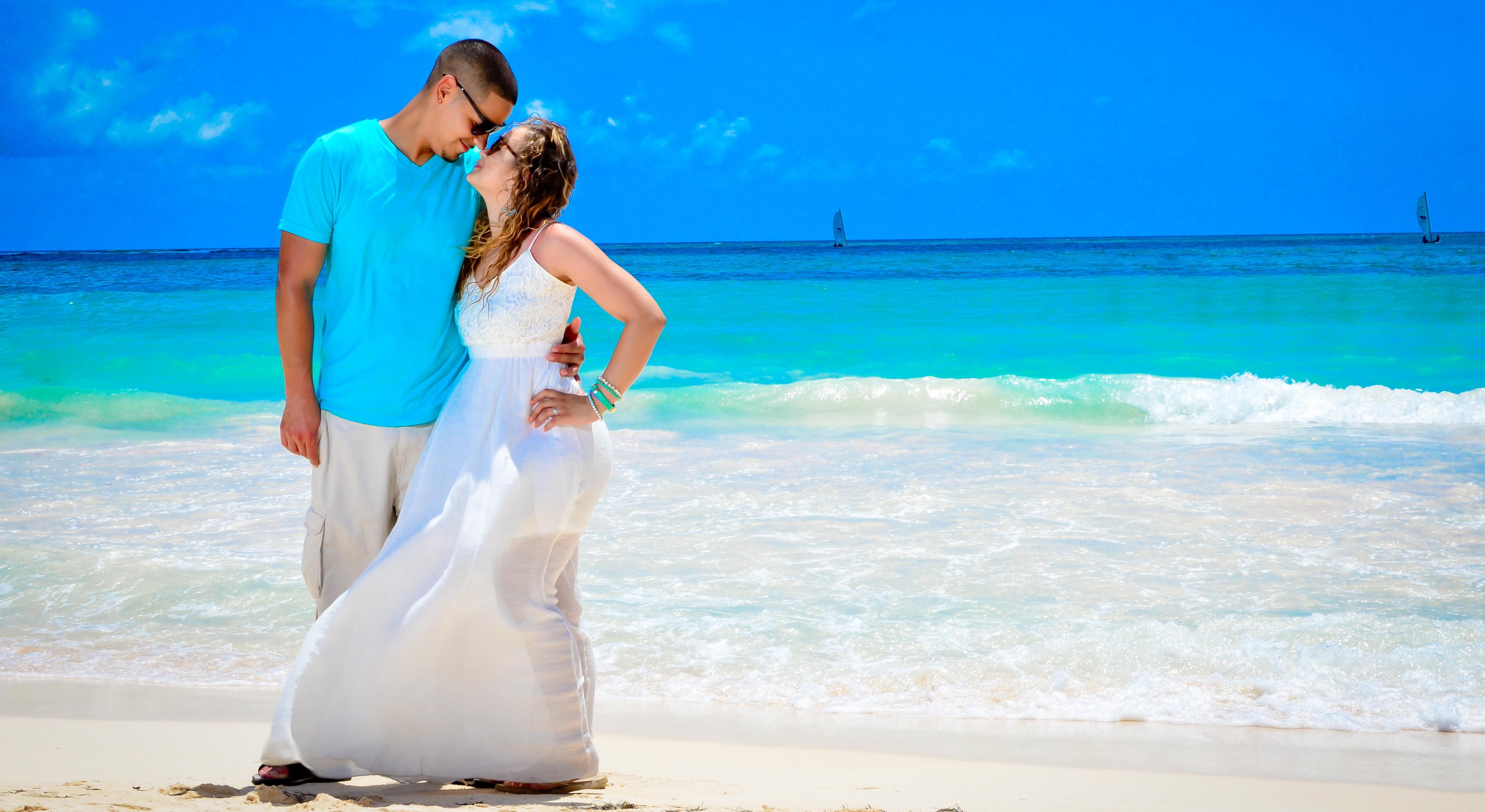 Ashley Davila and Alex Alanis' Wedding Website