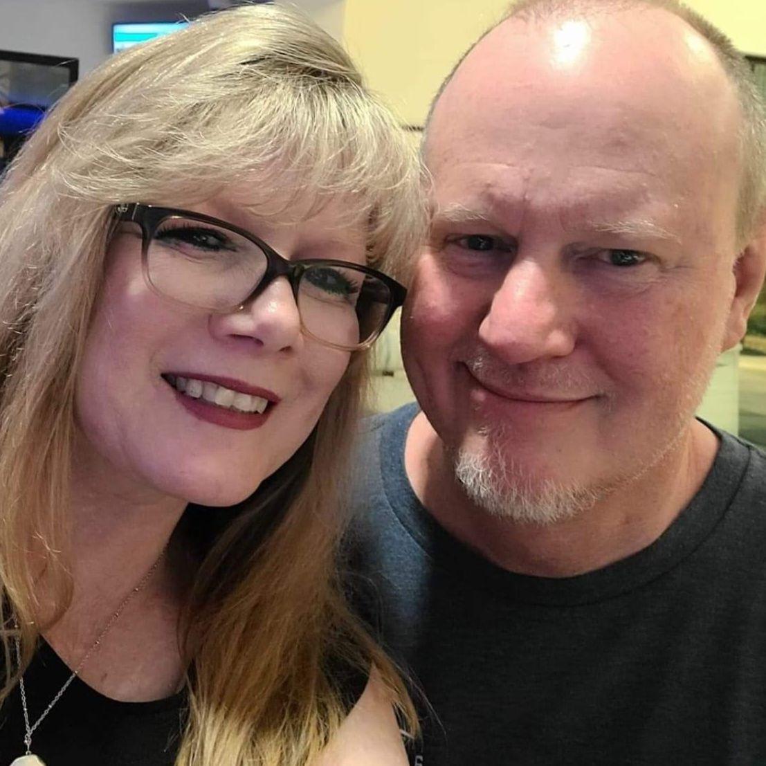 Lisa Day and Mike Jenkins' Wedding Website